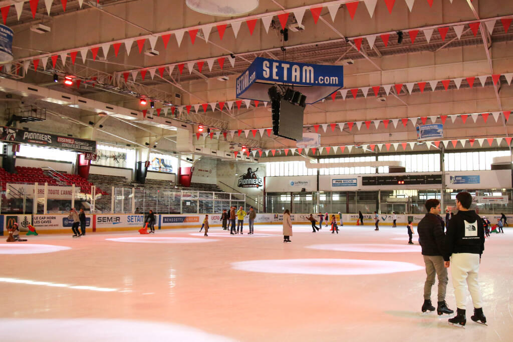 R. Bozon ice rink Chamonix-Mont-Blanc : En cas de mauvais temps à ...